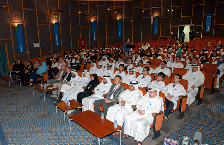 Qatar University’s first Medical Students visit HMC